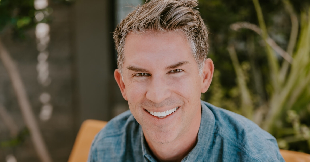 James P. Kelleher (MA ’02) Appears on Two Seasons of “90 Day Fiancé” | NYU Steinhardt